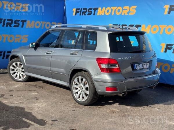 Pelēks Mercedes-Benz GLK 350 2010 Rīga, ar dzinēja tilpumu 3.00 L un nobraukumu 343 tūkst. km par 6950 €, foto 2 vietnē AUTOMOTO.COM.LV