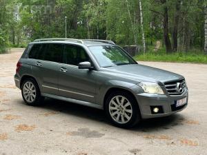 Grey Mercedes-Benz GLK 350 2010 in Riga, with an engine capacity of 3.00 L and mileage of 0 thousand km for 6799 €, photo 8 on AUTOMOTO.COM.LV