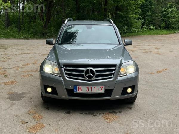 Pelēks Mercedes-Benz GLK 350 2010 Rīga, ar dzinēja tilpumu 3.00 L un nobraukumu 0 tūkst. km par 6799 €, foto 8 vietnē AUTOMOTO.COM.LV