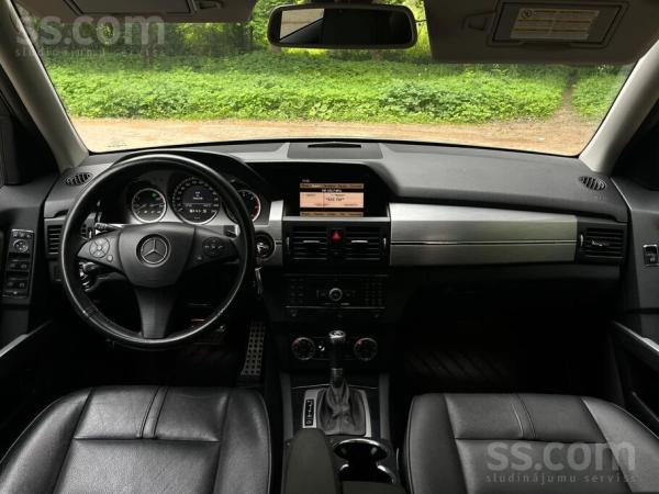 Pelēks Mercedes-Benz GLK 350 2010 Rīga, ar dzinēja tilpumu 3.00 L un nobraukumu 0 tūkst. km par 6799 €, foto 10 vietnē AUTOMOTO.COM.LV