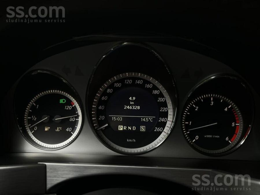 Grey Mercedes-Benz GLK 350 2010 in Riga, with an engine capacity of 3.00 L and mileage of 0 thousand km for 6799 €, photo 14 on AUTOMOTO.COM.LV