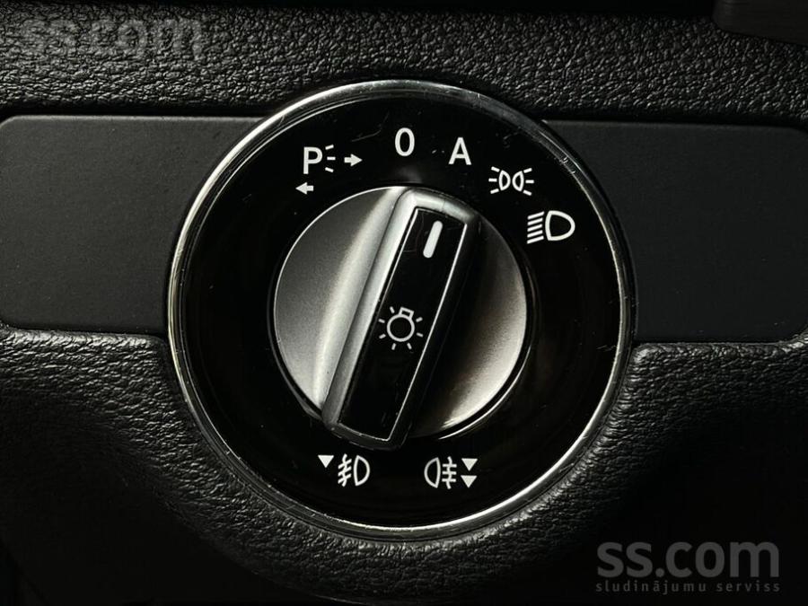 Grey Mercedes-Benz GLK 350 2010 in Riga, with an engine capacity of 3.00 L and mileage of 0 thousand km for 6799 €, photo 16 on AUTOMOTO.COM.LV