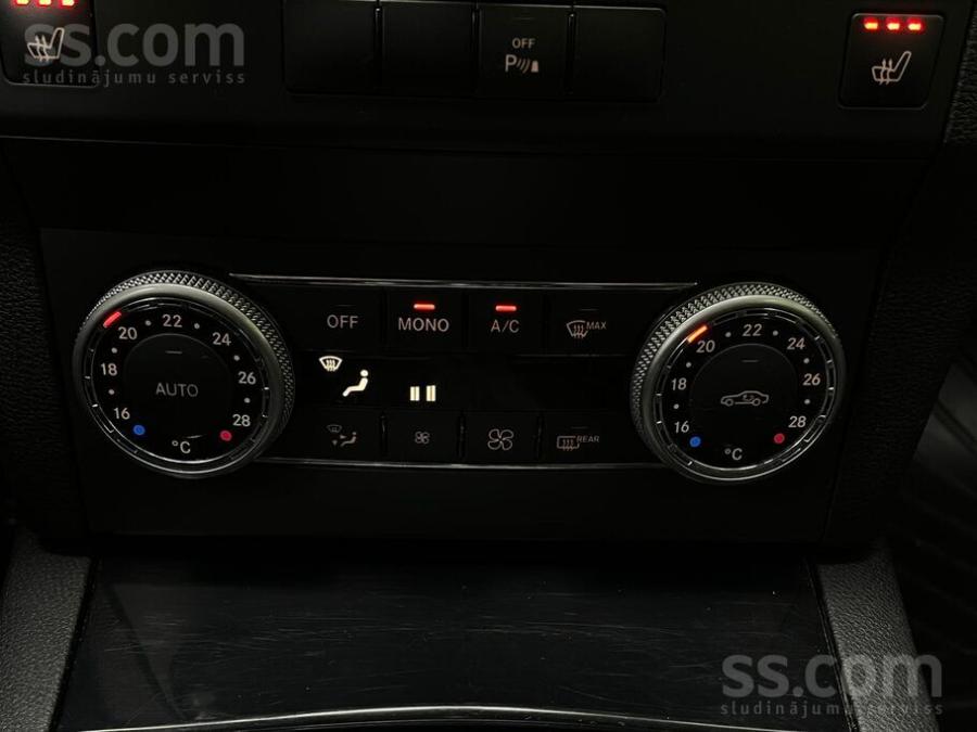 Grey Mercedes-Benz GLK 350 2010 in Riga, with an engine capacity of 3.00 L and mileage of 0 thousand km for 6799 €, photo 20 on AUTOMOTO.COM.LV