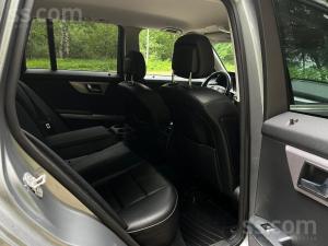 Grey Mercedes-Benz GLK 350 2010 in Riga, with an engine capacity of 3.00 L and mileage of 0 thousand km for 6799 €, photo 23 on AUTOMOTO.COM.LV