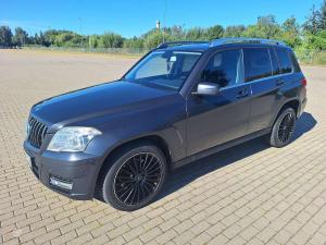 Grey Mercedes-Benz GLK 350 2010 in Marijampole, with an engine capacity of 2.99 L and mileage of 190 thousand km for 7200 €, photo 12 on AUTOMOTO.COM.LV