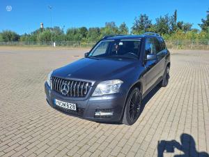 Grey Mercedes-Benz GLK 350 2010 in Marijampole, with an engine capacity of 2.99 L and mileage of 190 thousand km for 7200 €, photo 13 on AUTOMOTO.COM.LV