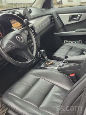 Pelēks Mercedes-Benz GLK 350 2010 Rīga, ar dzinēja tilpumu 3.00 L un nobraukumu 248 tūkst. km par 7500 €, foto 6 vietnē AUTOMOTO.COM.LV