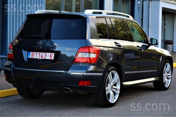 Pelēks Mercedes-Benz GLK 350 2010 Rīga, ar dzinēja tilpumu 3.00 L un nobraukumu 270 tūkst. km par 8990 €, foto 8 vietnē AUTOMOTO.COM.LV