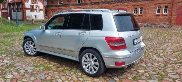 Pelēks Mercedes-Benz GLK 350 2011 Klaipėda, ar dzinēja tilpumu 3.00 L un nobraukumu 348 tūkst. km par 8500 €, foto 6 vietnē AUTOMOTO.COM.LV
