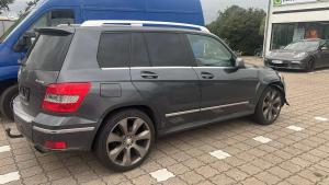 Pelēks Mercedes-Benz GLK 350 2011 Kauņa, ar dzinēja tilpumu 3.00 L un nobraukumu 223 tūkst. km par 5250 €, foto  vietnē AUTOMOTO.COM.LV
