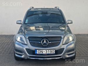 Pelēks Mercedes-Benz GLK 350 2012 Rīga, ar dzinēja tilpumu 3.00 L un nobraukumu 233 tūkst. km par 11950 €, foto 3 vietnē AUTOMOTO.COM.LV