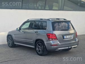 Pelēks Mercedes-Benz GLK 350 2012 Rīga, ar dzinēja tilpumu 3.00 L un nobraukumu 233 tūkst. km par 11950 €, foto 5 vietnē AUTOMOTO.COM.LV