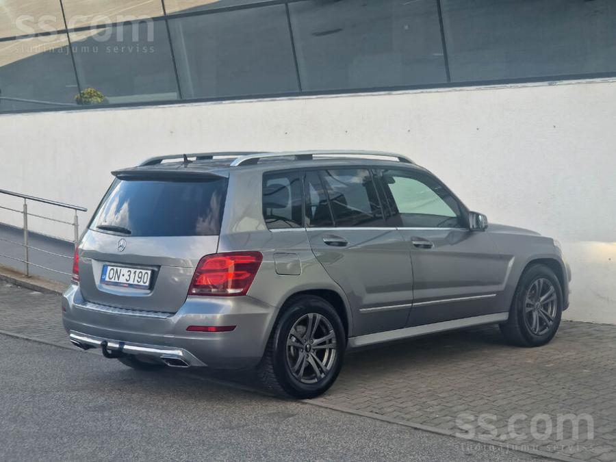Pelēks Mercedes-Benz GLK 350 2012 Rīga, ar dzinēja tilpumu 3.00 L un nobraukumu 233 tūkst. km par 11950 €, foto 7 vietnē AUTOMOTO.COM.LV