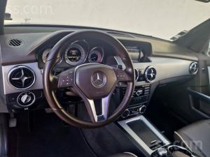 Pelēks Mercedes-Benz GLK 350 2012 Rīga, ar dzinēja tilpumu 3.00 L un nobraukumu 233 tūkst. km par 11950 €, foto 10 vietnē AUTOMOTO.COM.LV