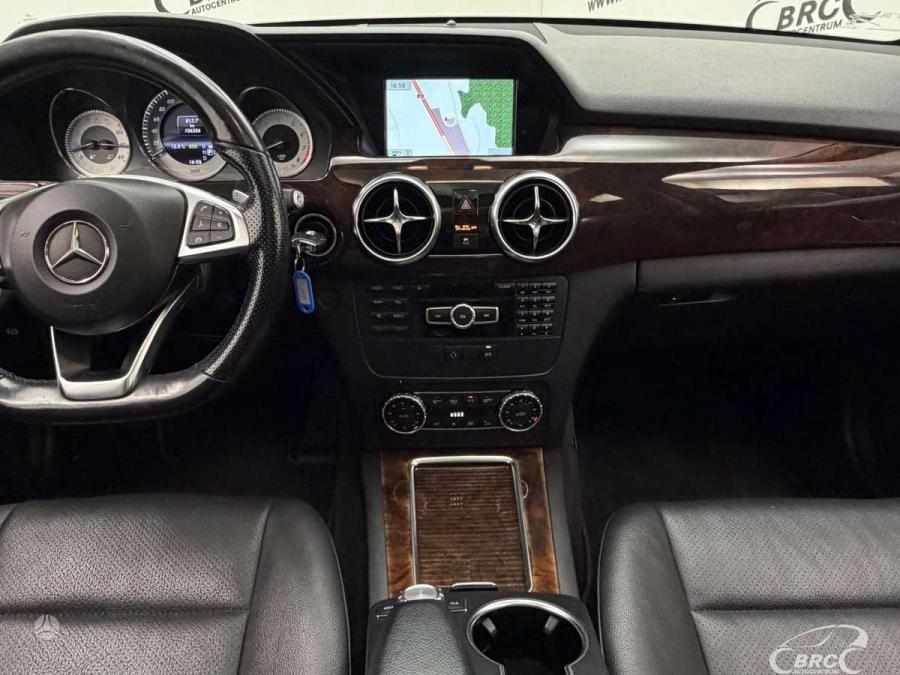 Grey Mercedes-Benz GLK 350 2013 in Vilnius, with an engine capacity of 3.50 L and mileage of 106 thousand km for 12500 €, photo 15 on AUTOMOTO.COM.LV