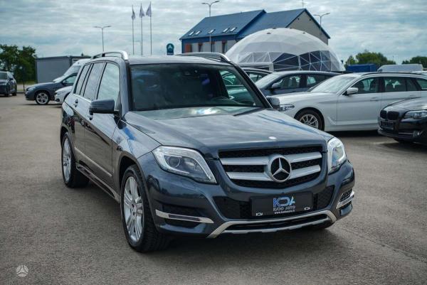 Grey Mercedes-Benz GLK 350 2013 in Marijampole, with an engine capacity of 2.99 L and mileage of 261 thousand km for 11950 €, photo 2 on AUTOMOTO.COM.LV