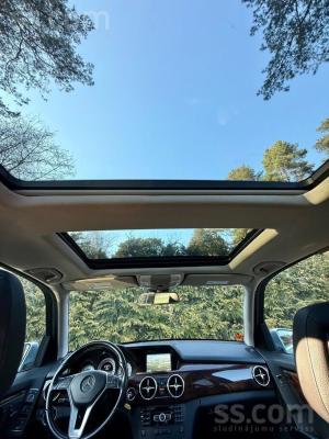 Pelēks Mercedes-Benz GLK 350 2013 Rīga, ar dzinēja tilpumu 3.50 L un nobraukumu 119 tūkst. km par 8900 €, foto 7 vietnē AUTOMOTO.COM.LV