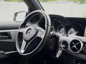 Pelēks Mercedes-Benz GLK 350 2014 Šauļi, ar dzinēja tilpumu 2.99 L un nobraukumu 319 tūkst. km par 13450 €, foto 24 vietnē AUTOMOTO.COM.LV