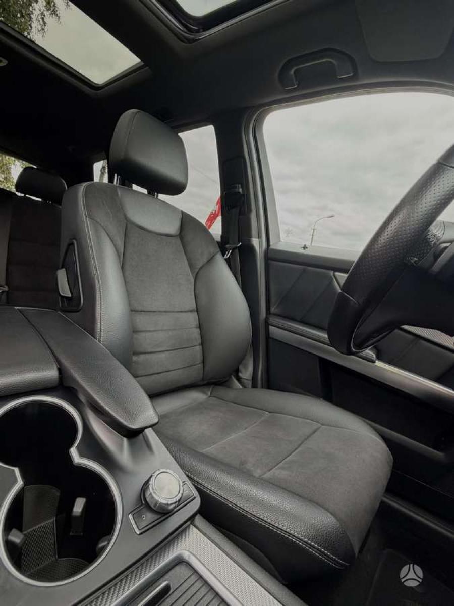 Pelēks Mercedes-Benz GLK 350 2014 Šauļi, ar dzinēja tilpumu 2.99 L un nobraukumu 319 tūkst. km par 13450 €, foto 28 vietnē AUTOMOTO.COM.LV