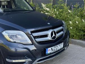 Grey Mercedes-Benz GLK 350 2014 in Vilnius, with an engine capacity of 2.99 L and mileage of 240 thousand km for 13000 €, photo 3 on AUTOMOTO.COM.LV
