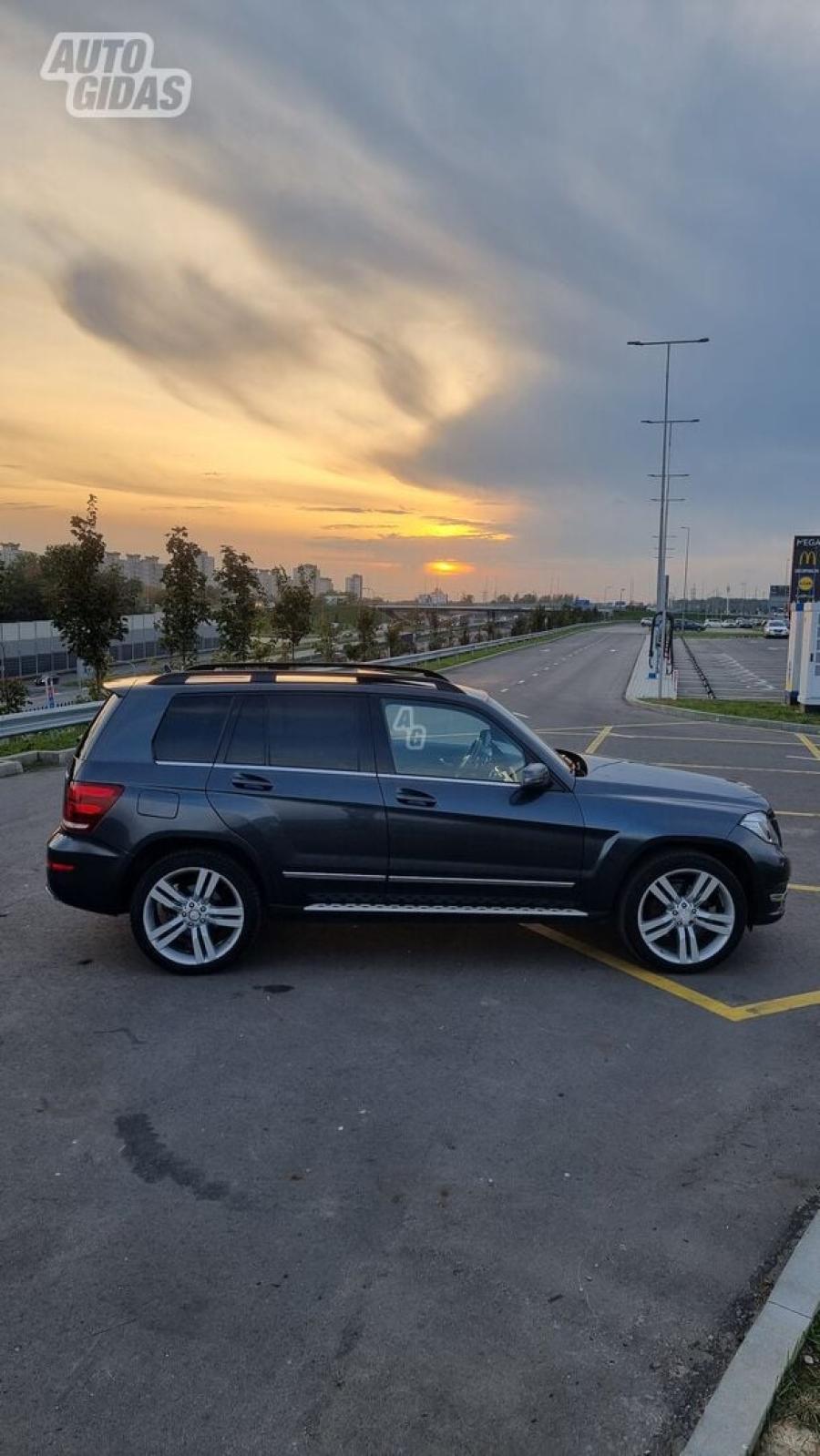 Grey Mercedes-Benz GLK 350 2014 in Kaunas, with an engine capacity of 3.50 L and mileage of 120 thousand km for 9900 €, photo 14 on AUTOMOTO.COM.LV
