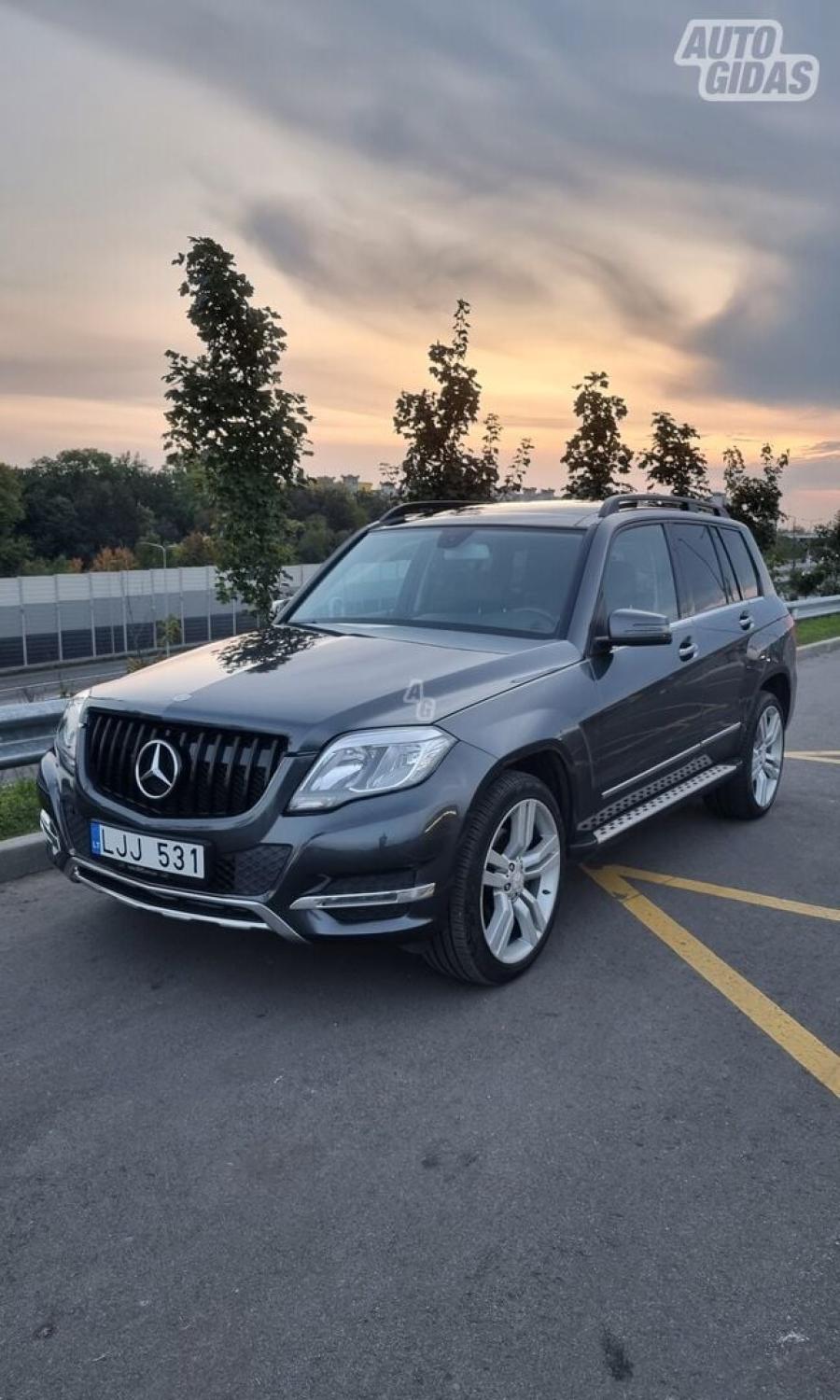 Grey Mercedes-Benz GLK 350 2014 in Kaunas, with an engine capacity of 3.50 L and mileage of 120 thousand km for 9900 €, photo 16 on AUTOMOTO.COM.LV