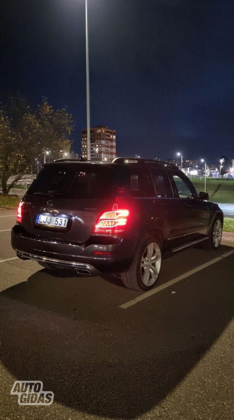 Grey Mercedes-Benz GLK 350 2014 in Kaunas, with an engine capacity of 3.50 L and mileage of 120 thousand km for 9900 €, photo 19 on AUTOMOTO.COM.LV