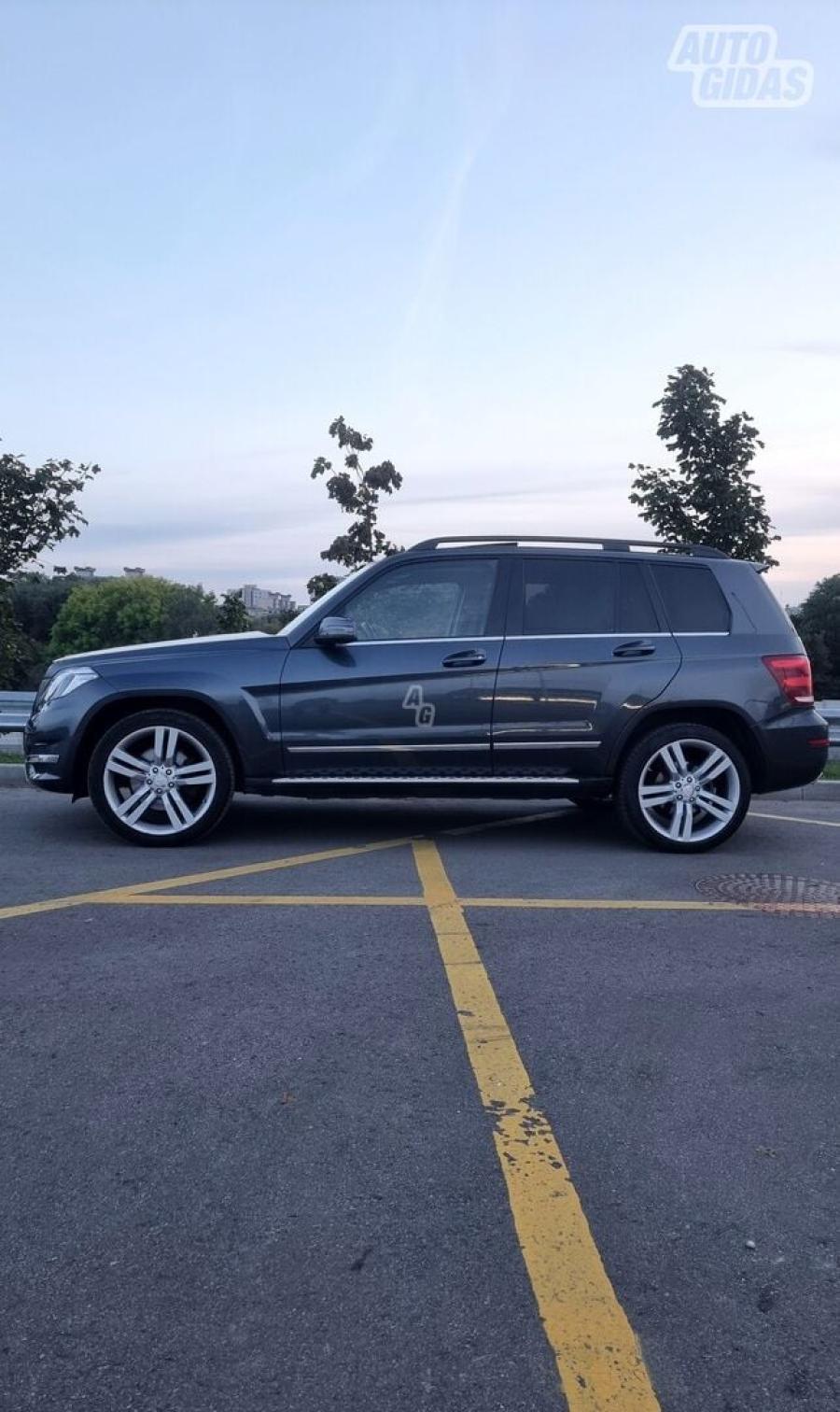 Grey Mercedes-Benz GLK 350 2014 in Kaunas, with an engine capacity of 3.50 L and mileage of 120 thousand km for 9900 €, photo 23 on AUTOMOTO.COM.LV
