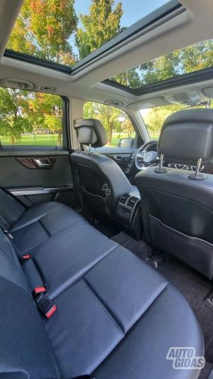Grey Mercedes-Benz GLK 350 2014 in Kaunas, with an engine capacity of 3.50 L and mileage of 120 thousand km for 9900 €, photo 33 on AUTOMOTO.COM.LV