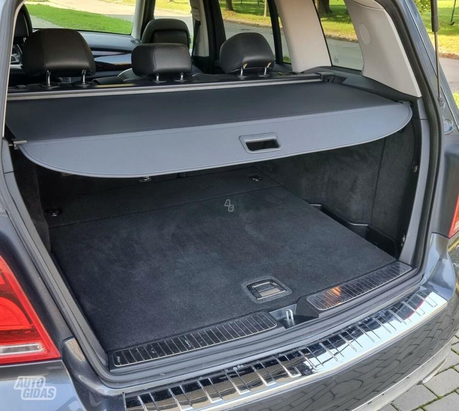 Grey Mercedes-Benz GLK 350 2014 in Kaunas, with an engine capacity of 3.50 L and mileage of 120 thousand km for 9900 €, photo 35 on AUTOMOTO.COM.LV