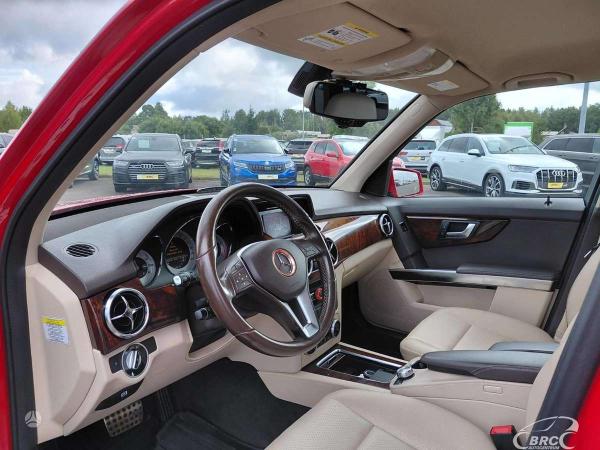 Sarkans Mercedes-Benz GLK 350 2013 Viļņa, ar dzinēja tilpumu 3.50 L un nobraukumu 203 tūkst. km par 8900 €, foto 6 vietnē AUTOMOTO.COM.LV
