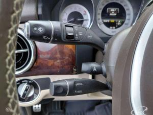 Red Mercedes-Benz GLK 350 2013 in Vilnius, with an engine capacity of 3.50 L and mileage of 203 thousand km for 8900 €, photo 11 on AUTOMOTO.COM.LV
