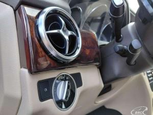 Red Mercedes-Benz GLK 350 2013 in Vilnius, with an engine capacity of 3.50 L and mileage of 203 thousand km for 8900 €, photo 24 on AUTOMOTO.COM.LV