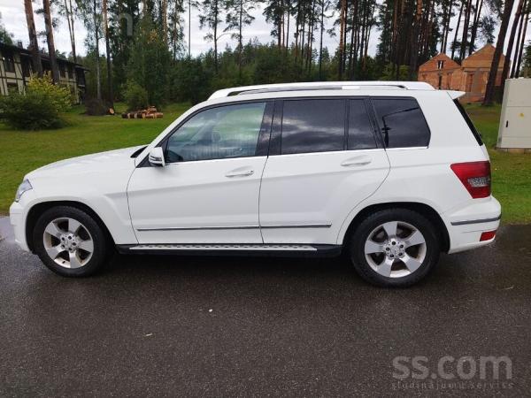 Balts Mercedes-Benz GLK 350 2010 Rīga, ar dzinēja tilpumu 3.00 L un nobraukumu 306 tūkst. km par 6300 €, foto 8 vietnē AUTOMOTO.COM.LV