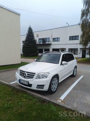White Mercedes-Benz GLK 350 2010 in Saldus, with an engine capacity of 3.00 L and mileage of 370 thousand km for 5000 €, photo  on AUTOMOTO.COM.LV