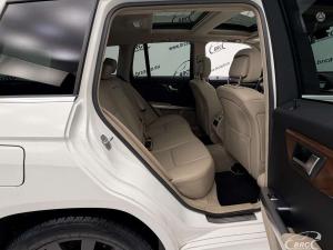 White Mercedes-Benz GLK 350 2012 in Vilnius, with an engine capacity of 3.50 L and mileage of 282 thousand km for 5900 €, photo 11 on AUTOMOTO.COM.LV