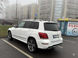 White Mercedes-Benz GLK 350 2013 in Vilnius, with an engine capacity of 3.50 L and mileage of 159 thousand km for 14000 €, photo 2 on AUTOMOTO.COM.LV