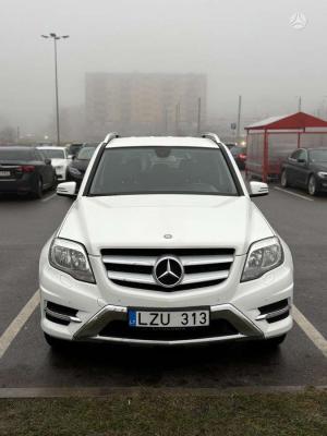 White Mercedes-Benz GLK 350 2013 in Vilnius, with an engine capacity of 3.50 L and mileage of 159 thousand km for 14000 €, photo 5 on AUTOMOTO.COM.LV