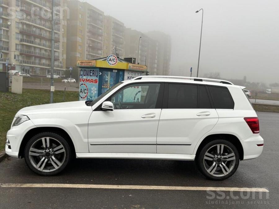 Balts Mercedes-Benz GLK 350 2013 Rīga, ar dzinēja tilpumu 3.50 L un nobraukumu 159 tūkst. km par 14000 €, foto 1 vietnē AUTOMOTO.COM.LV