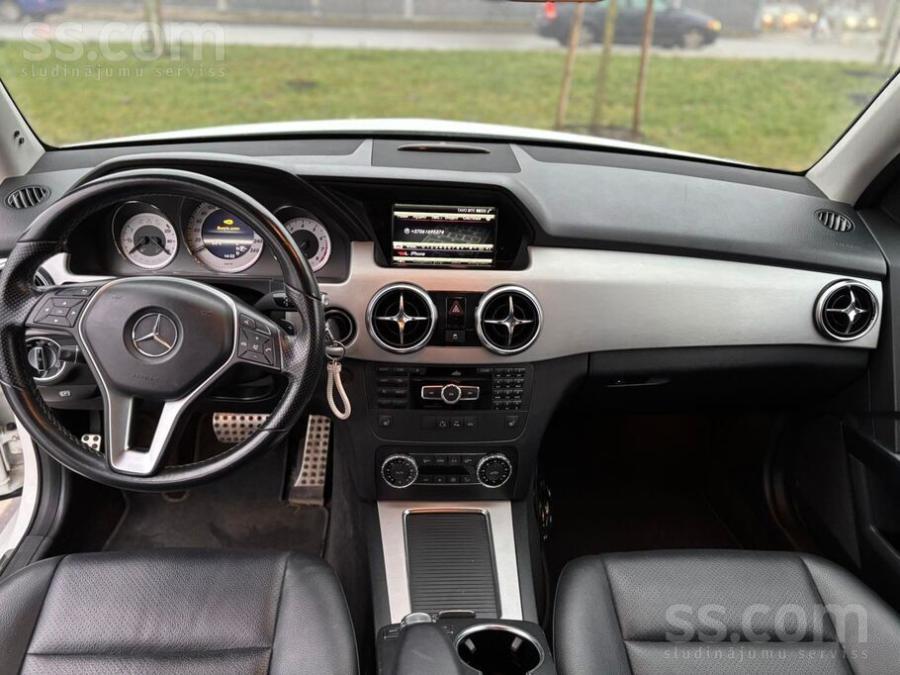 Balts Mercedes-Benz GLK 350 2013 Rīga, ar dzinēja tilpumu 3.50 L un nobraukumu 159 tūkst. km par 14000 €, foto 8 vietnē AUTOMOTO.COM.LV