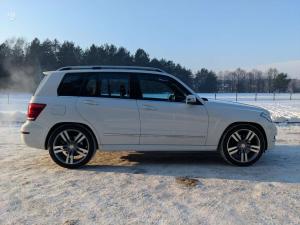 White Mercedes-Benz GLK 350 2013 in Kaunas, with an engine capacity of 2.99 L and mileage of 228 thousand km for 10400 €, photo 6 on AUTOMOTO.COM.LV