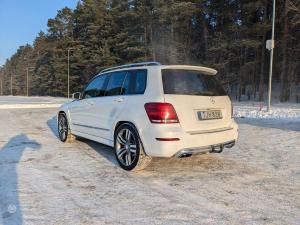 White Mercedes-Benz GLK 350 2013 in Kaunas, with an engine capacity of 2.99 L and mileage of 228 thousand km for 10400 €, photo 7 on AUTOMOTO.COM.LV