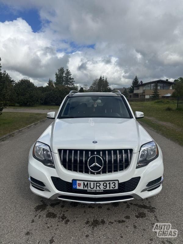 Balts Mercedes-Benz GLK 350 2015 Kauņa, ar dzinēja tilpumu 3.50 L un nobraukumu 175 tūkst. km par 12250 €, foto 1 vietnē AUTOMOTO.COM.LV