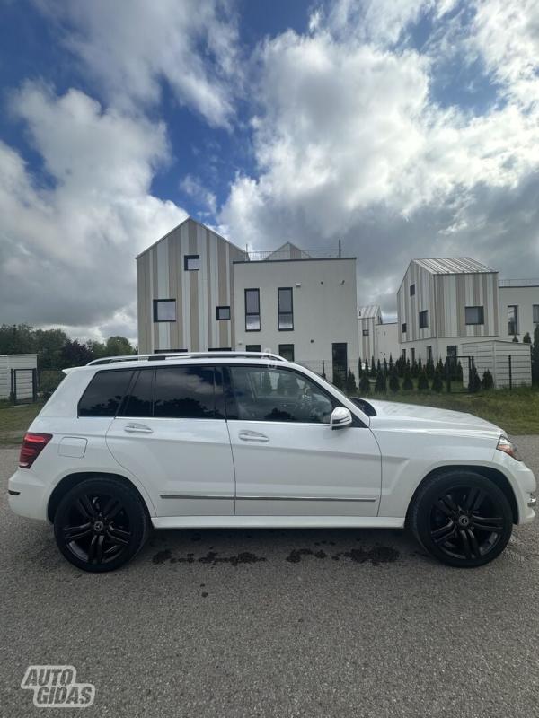 Balts Mercedes-Benz GLK 350 2015 Kauņa, ar dzinēja tilpumu 3.50 L un nobraukumu 175 tūkst. km par 12250 €, foto 3 vietnē AUTOMOTO.COM.LV