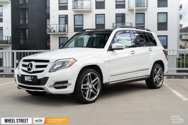 White Mercedes-Benz GLK 350 2015 in Vilnius, with an engine capacity of 3.50 L and mileage of 163 thousand km for 11900 €, photo 1 on AUTOMOTO.COM.LV
