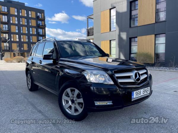 Melns Mercedes-Benz GLK-Class 2010 Tartu, ar dzinēja tilpumu 2.10 L un nobraukumu 380 tūkst. km par 6999 €, foto 1 vietnē AUTOMOTO.COM.LV