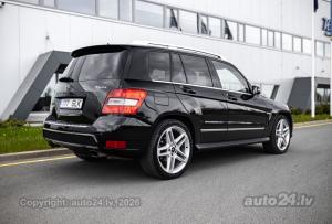 Melns Mercedes-Benz GLK-Class 2010 Tallina, ar dzinēja tilpumu 3.00 L un nobraukumu 318 tūkst. km par 8999 €, foto 5 vietnē AUTOMOTO.COM.LV