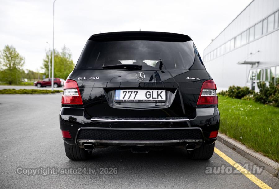 Melns Mercedes-Benz GLK-Class 2010 Tallina, ar dzinēja tilpumu 3.00 L un nobraukumu 318 tūkst. km par 8999 €, foto 10 vietnē AUTOMOTO.COM.LV