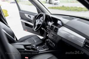 Melns Mercedes-Benz GLK-Class 2010 Tallina, ar dzinēja tilpumu 3.00 L un nobraukumu 318 tūkst. km par 8999 €, foto 18 vietnē AUTOMOTO.COM.LV