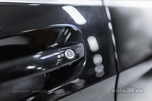 Melns Mercedes-Benz GLK-Class 2012 Tallina, ar dzinēja tilpumu 3.00 L un nobraukumu 305 tūkst. km par 7999 €, foto 11 vietnē AUTOMOTO.COM.LV